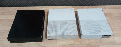 Lot x3 - (2x) Xbox One S , (1x) Xbox One X - PARTS/AS-IS/REPAIR ...