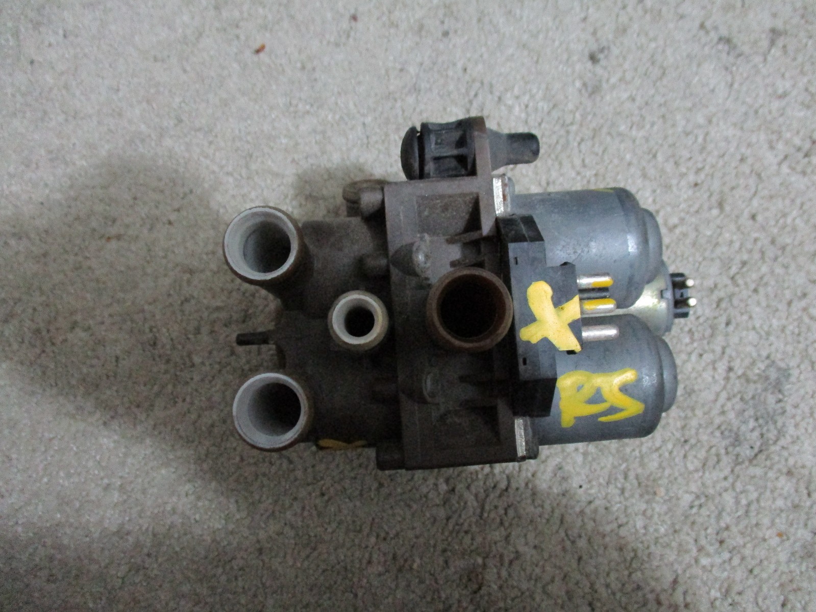 93 1993 MERCEDES 500SEL HEATER CONTROL VALVE SOLENOID OEM 0018301484 ...