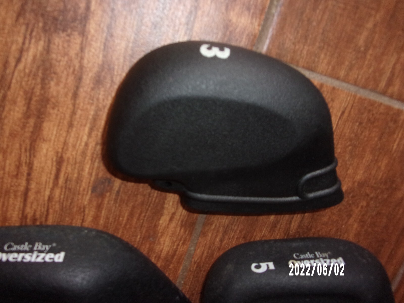 Castle Bay oversized right handed head covers.3.4,5,7,8,9,SW .the 3 has ...