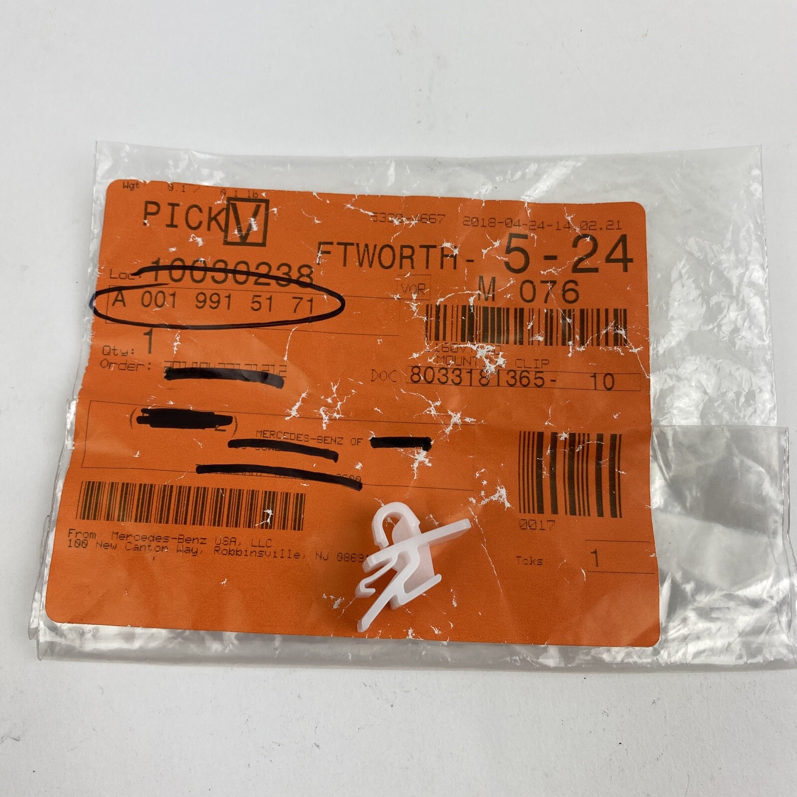 Genuine Mercedes-Benz OEM Left Rocker Panel Molding Mount Clip 001-991 ...