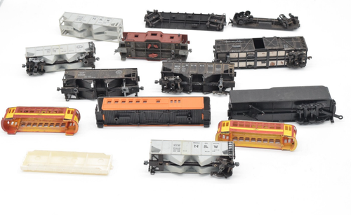 Vintage HO Scale Model Train Box Lot Metal Wooden Parts Repair Varney ...
