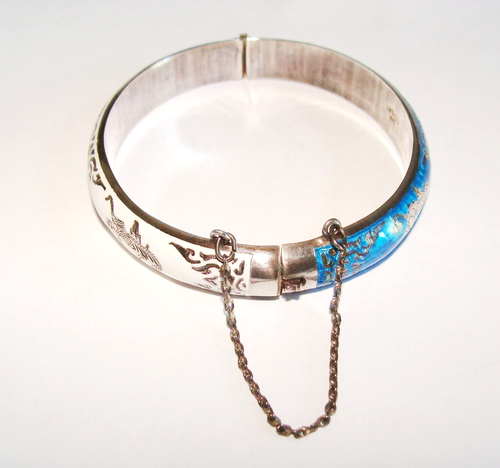 Vintage Siam Sterling Silver Half White & Half Blue Enamel Mekala 25.4g ...