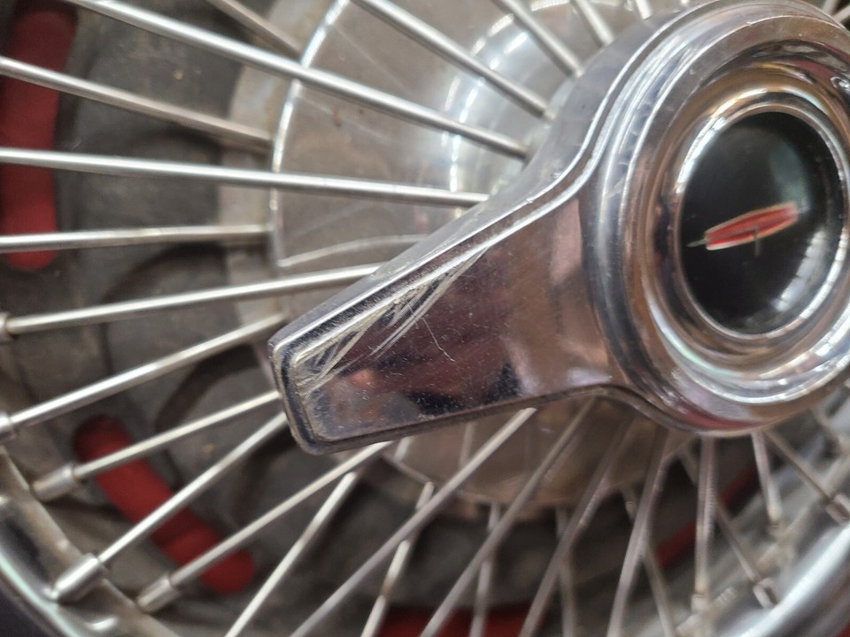19641965 Oldsmobile Cutlass F85 Starfire Holiday Spinner Wire Hubcap ...