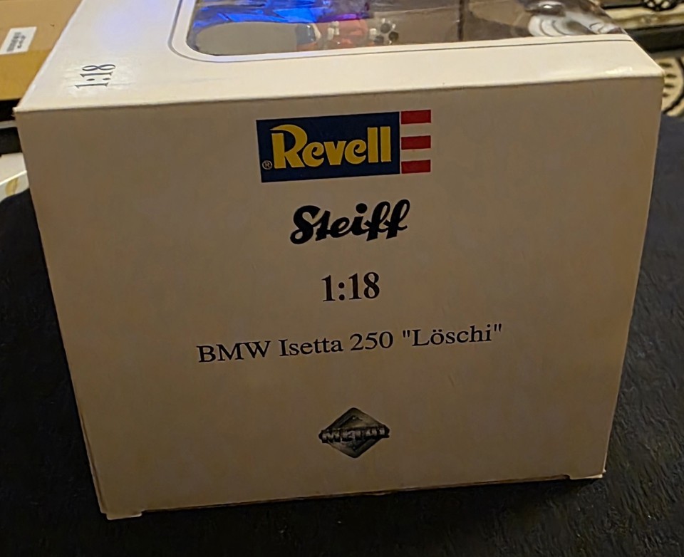 Steiff Teddy Bear and Revell 1/18 Scale Car - BMW Isetta 250 Loschi ...
