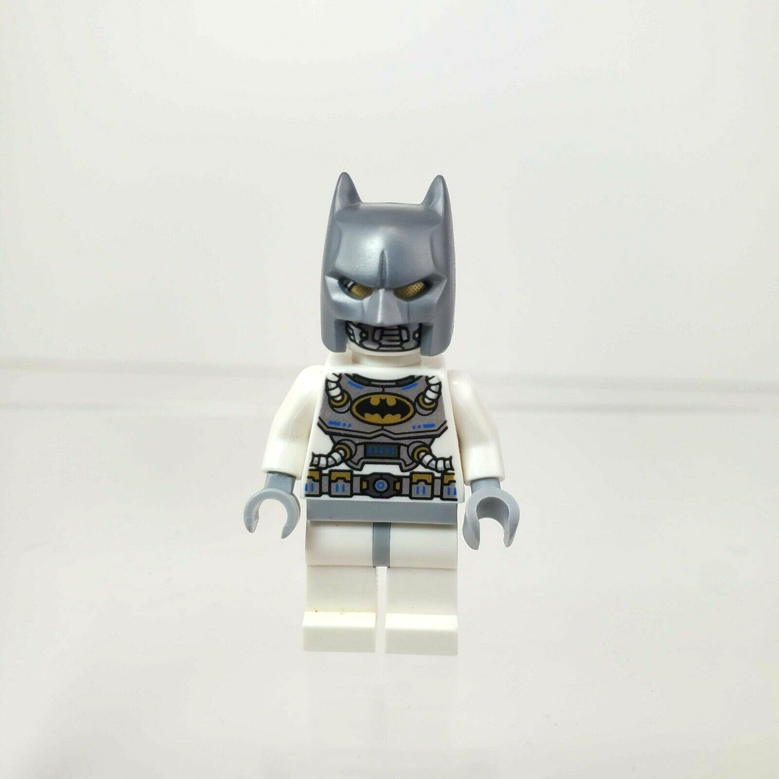 LEGO Space Batman Minifigure White 76025 sh146 Super Heroes *No Wings ...