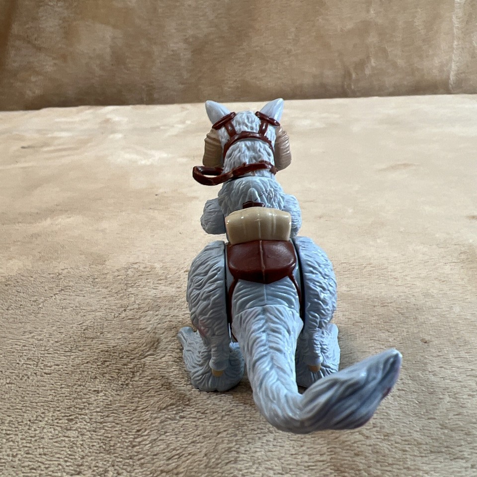 2014 Hasbro Star Wars Galactic Heroes Tauntaun Action Figure ...