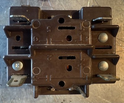 Honeywell R8222K 1033 Furnace Boiler Relay 24 Volt Coil burnham ...