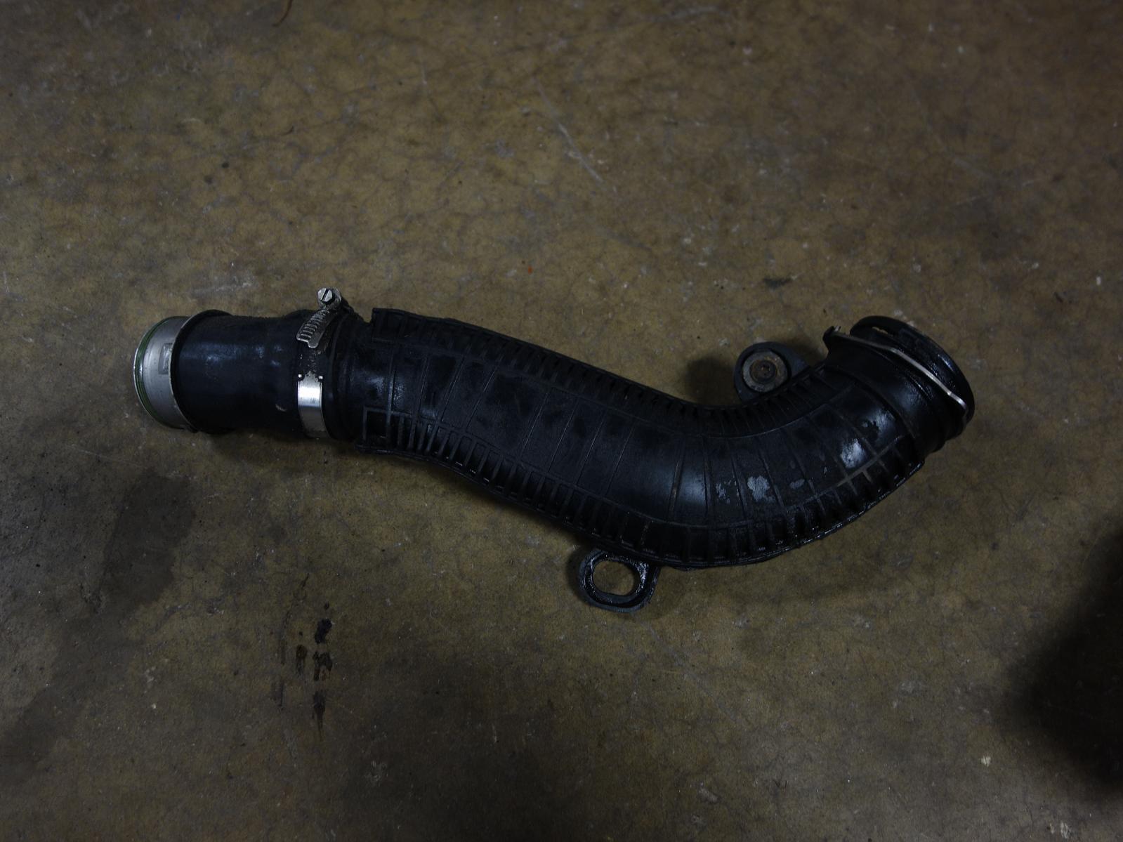 12 VOLKSWAGEN TIGUAN 2.0 Turbo Intercooler Intake Inlet Pressure Tube ...