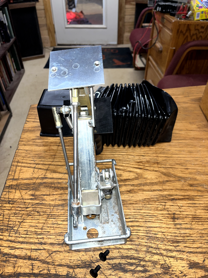 Upper Control Valves Handle Joystick Controller For Bucket Truck Boom ...