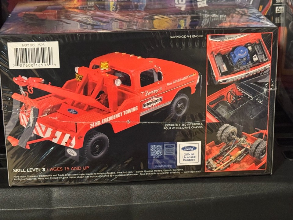 MOEBIUS 1/25 1972 Ford F350 4x4 High Side Wrecker Kit (Quick Ship ...
