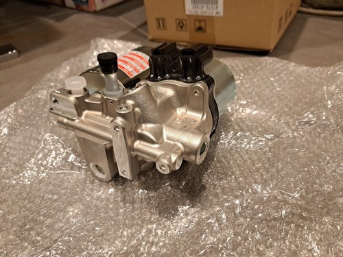 47070-47060 Toyota Pump ASSY Brake Booster 4707047060 for sale online ...