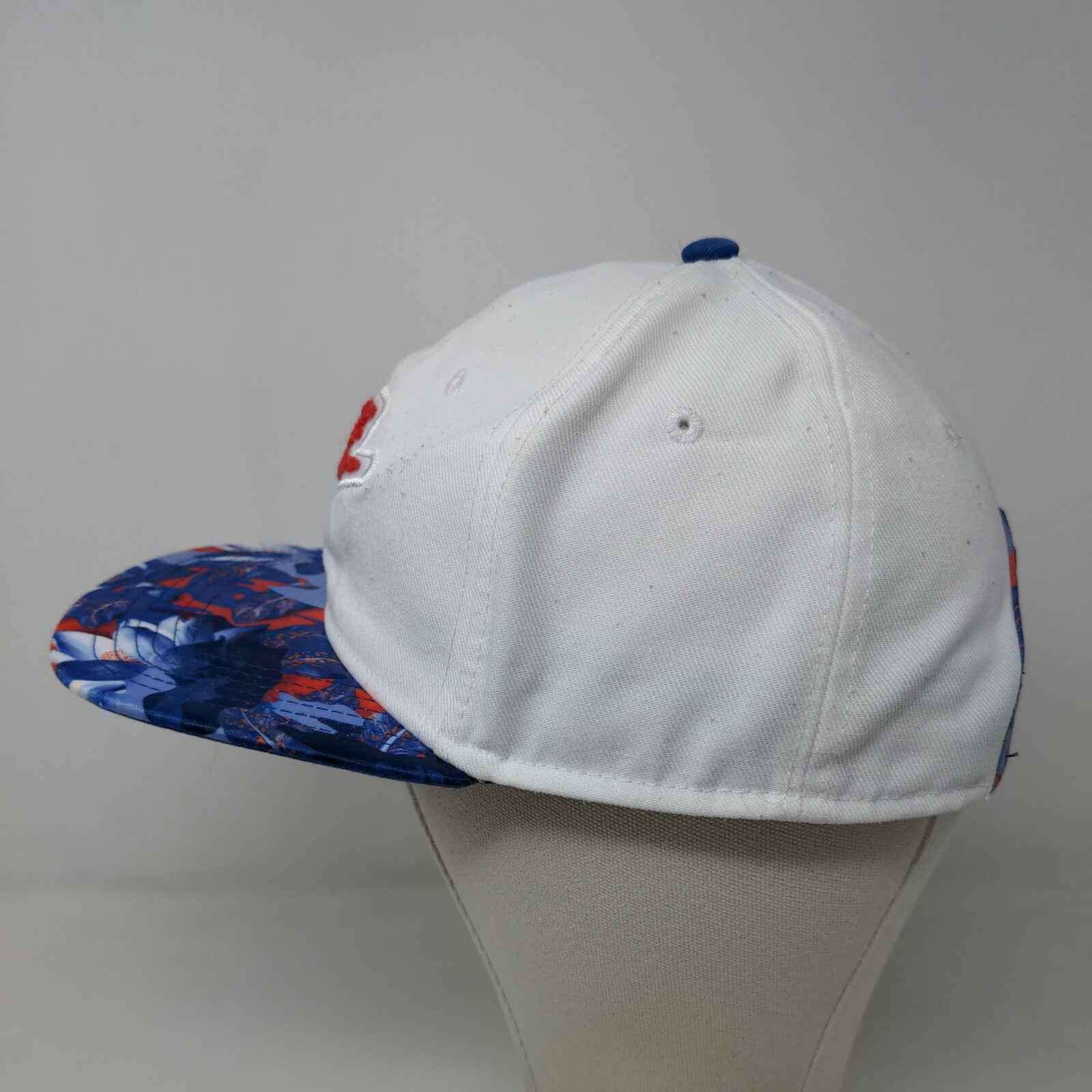 Nike S1ze Pro Boy's Snapback Hat White Multicolor Size OSFM Furry Logo ...