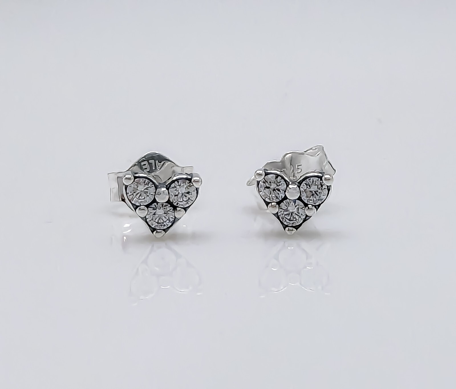 NEW 100% Authentic PANDORA 925 Triple Stone Heart CZ Stud Earrings ...