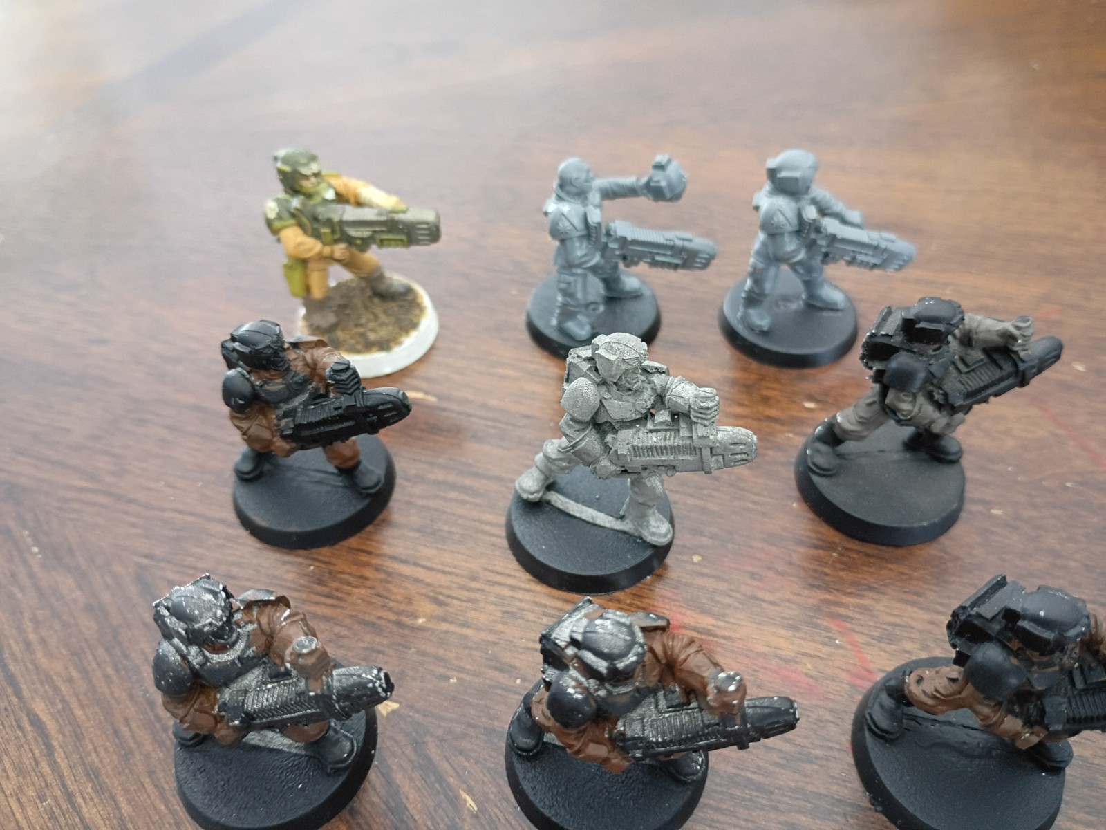 Warhammer 40k Astra Militarum Cadian shock troopers with plasma rifles ...