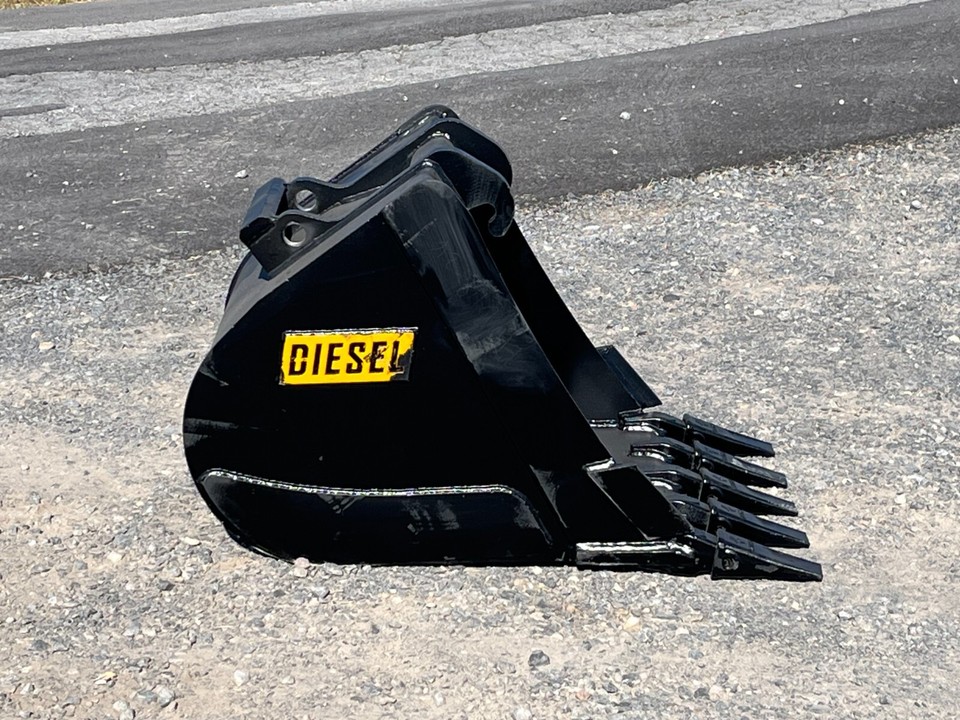 24" Bobcat X-Change Bucket for E45 & E50 & E55 | eBay