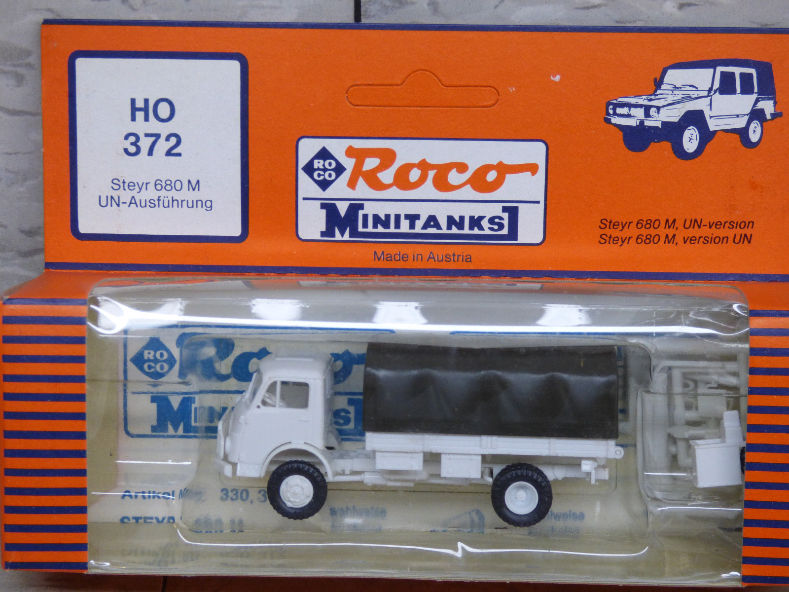 Roco Minitanks (NEW) Modern UN Steyr 680 M3 3.5T 6x6 Truck Lot #1557K ...