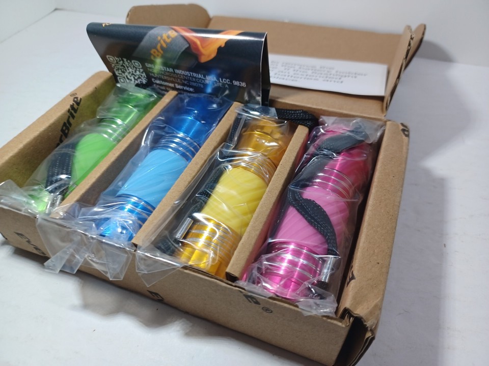 EverBrite 4-Pack Mini LED Aluminum Flashlight Party Favors Colors ...