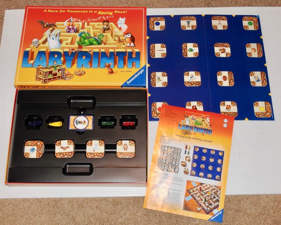 Ravensburger LABYRINTH Family Board Game Maze 2007 - Complete in ...