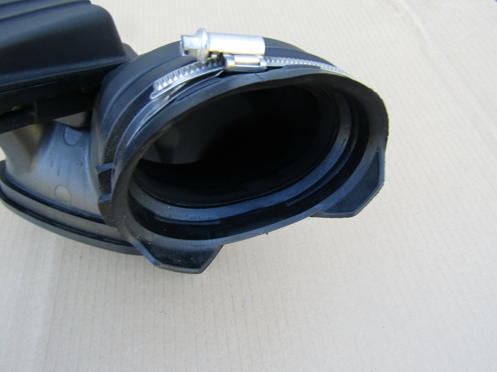 Mercedes Benz C63 AMG W204 2011 M156 V8 Engine Air Intake Y Pipe ...