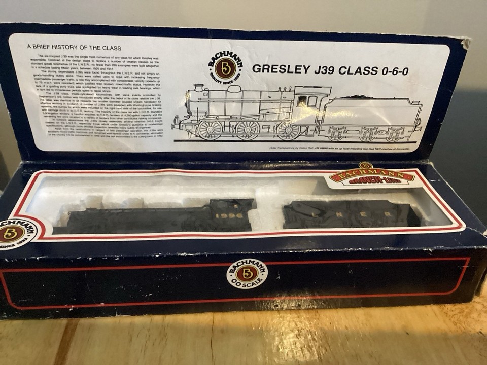 Bachmann 'OO' Gauge 31-851A BR Black J39 4-6-0 Class Steam Locomotive ...