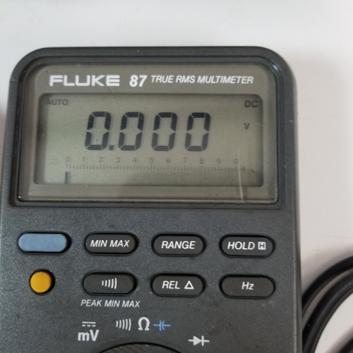 Fluke 87 True RMS Industrial Multimeter w/Yellow Waterproof Dustproof ...