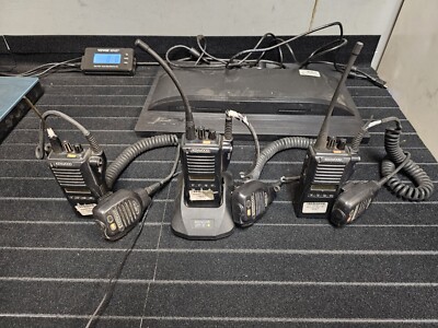 LOT OF 3 Kenwood TK-481 900MHz FM Transceiver Radios and 1 charging ...