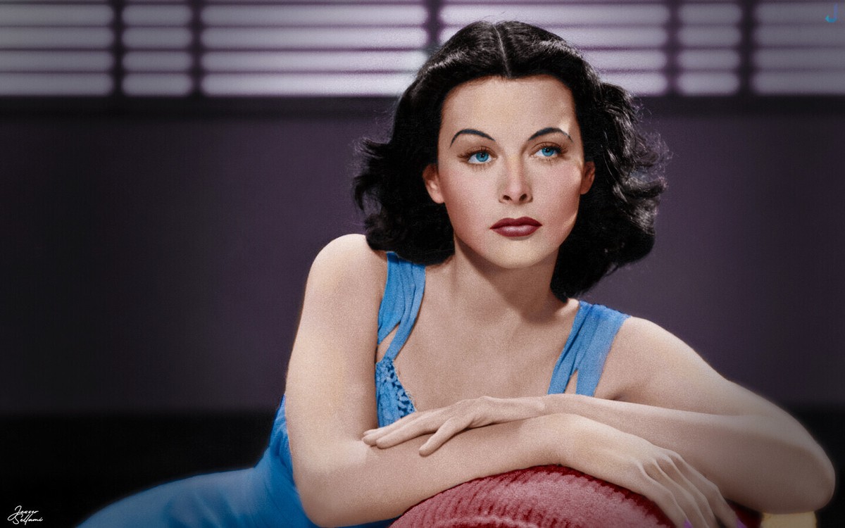 Hedy Lamarr En Color Hedy Lamarr, 1940s' Photo | AllPosters.com