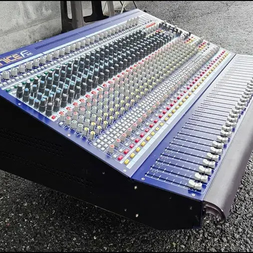 Midas Venice F32 32-Channel Mixer - Used | eBay