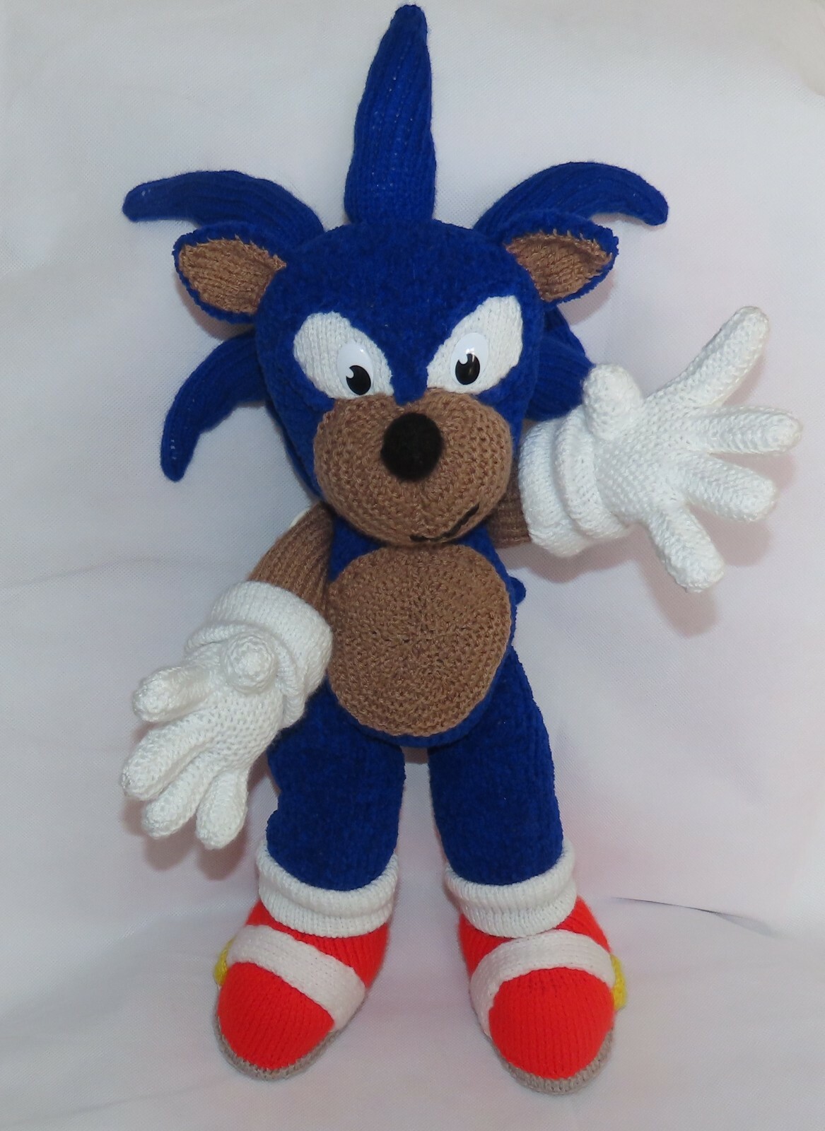 Sonic the hedgehog knitting pattern | eBay UK
