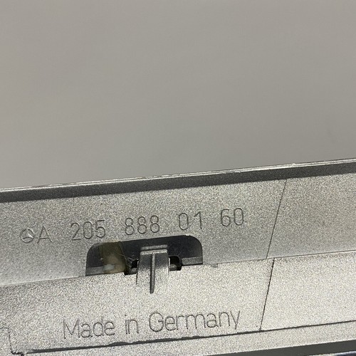 MERCEDES BENZ C300 FRONT GRILLE CENTER TRIM C400 A2058880160 2015 2016 ...