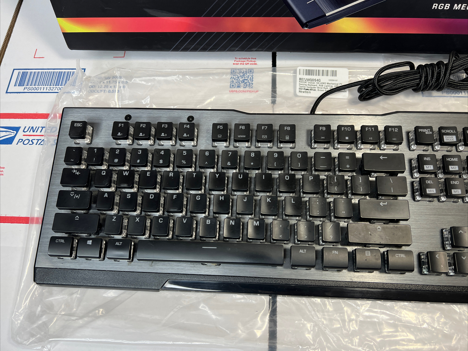 ROCCAT Vulcan 100 AIMO Mechanical Gaming Keyboard Programable Backlit ...