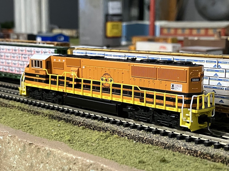 Atlas Master Gold Series N DCC Sound EMD SD60M Buffalo & Pittsburgh ...