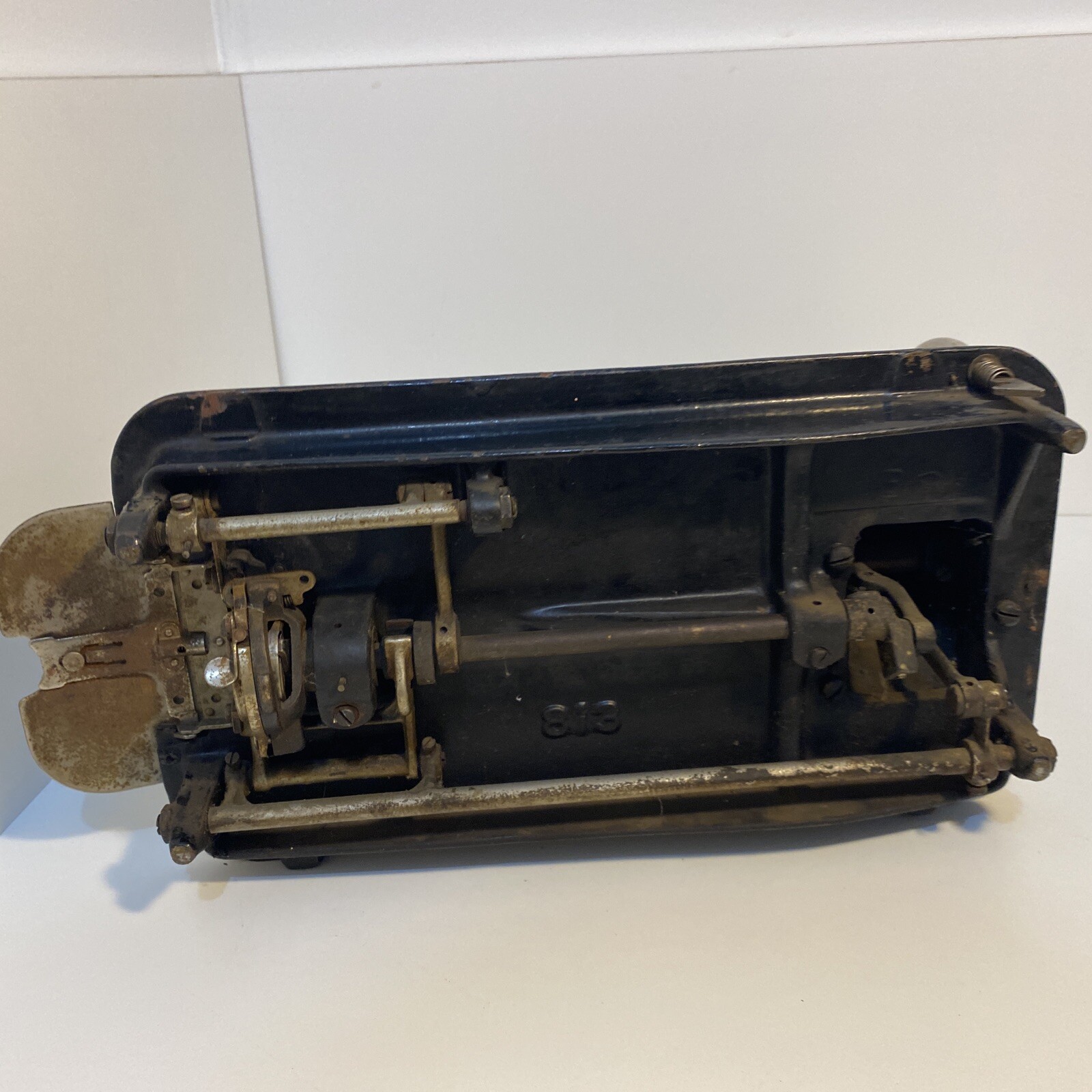 Vintage White Rotary Sewing Machine Model #88. 813. Needle Moves! | eBay