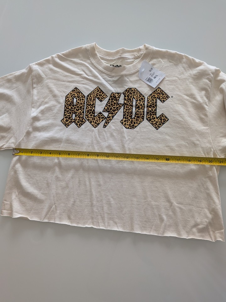 Forever 21 AC/DC Leopard Print Cropped Long Sleeve T-Shirt M/L Beige ...