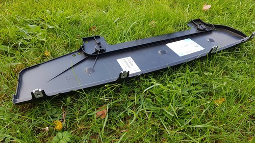 NEW GENUINE BMW 5 SERIES F07 GT COVERING REAR CENTER 51757223203 ...