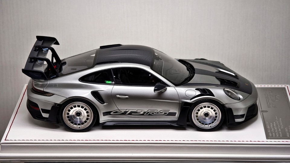 Porsche 911 GT3 RS (Silver/ Real Alloy Rims) [Davis & Giovanni] 1/18 ...