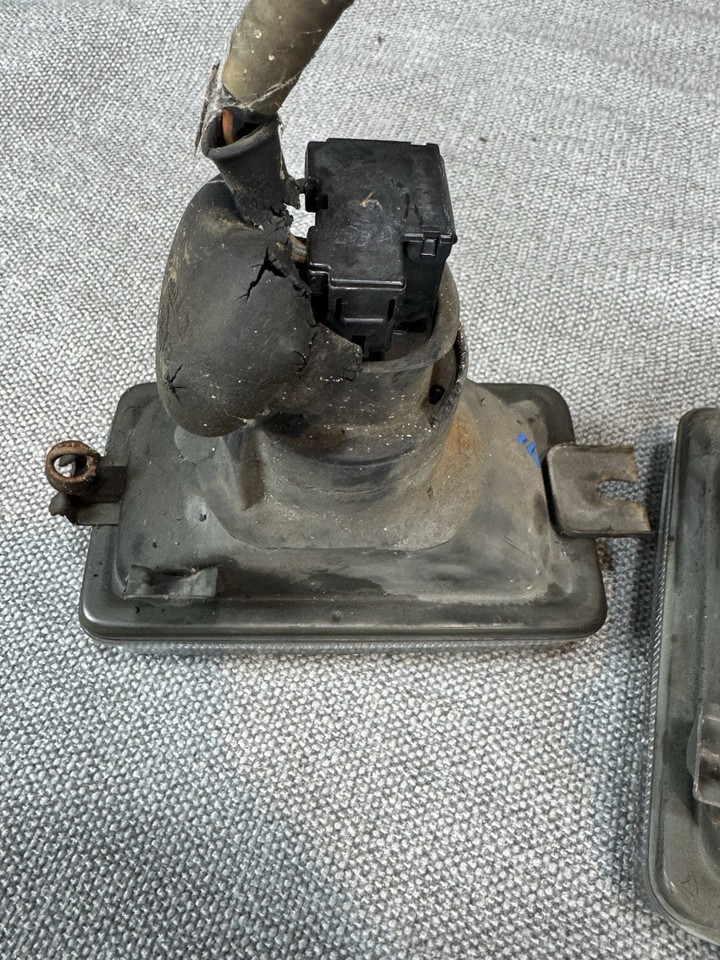1984-1986 Nissan 300ZX Z31 Front Headlight Fog Aux Light Lamp Pair Set ...