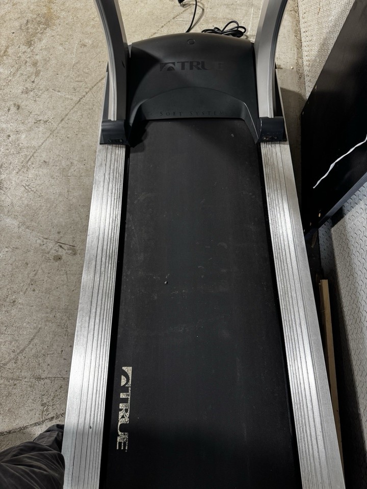 True Fitness CS500 Commercial Treadmill | eBay
