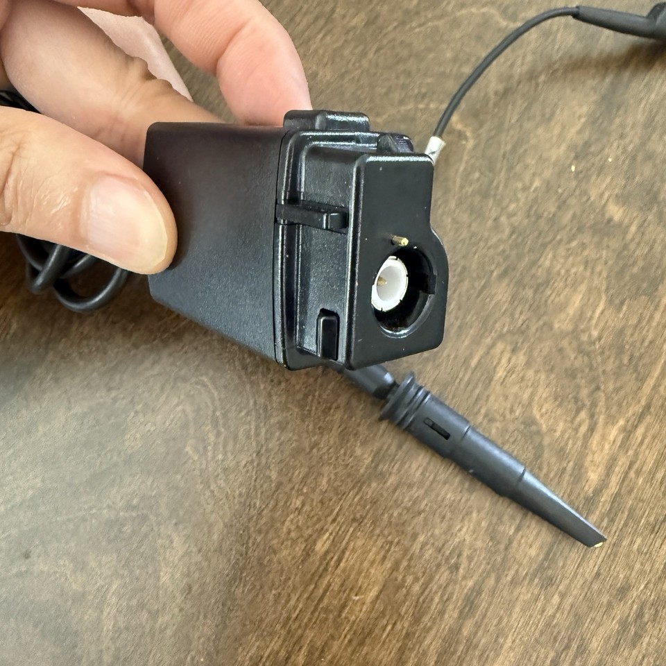 Tektronix TPP1000 Oscilloscope Probe CAT II 3.9pF 1GHz 300V C031302 | eBay