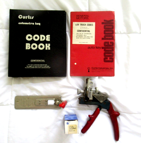 CURTIS KEY CUTTER MODEL 15 WITH 2 CODE BOOKS + GM DEALER KNOCK OUT TOOL + GM CYL | eBay