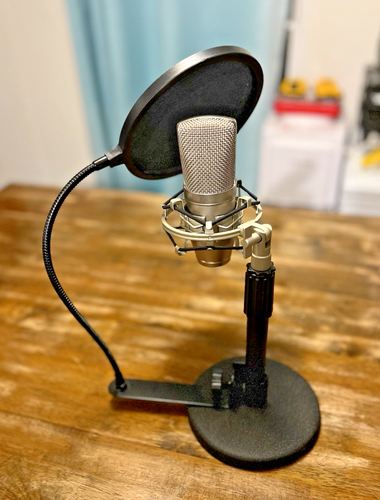 MXL V88 Compact Streaming Microphone with MXL 06 Shock Mount On-Stage Desk Stand | eBay