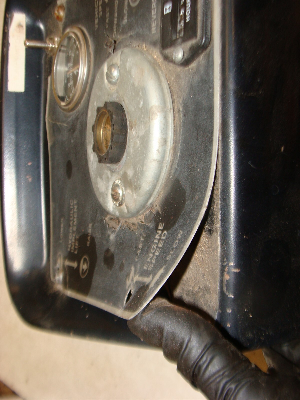 Simplicity Sovereign 7116 Briggs 16hp console dash panel amp gauge hour ...