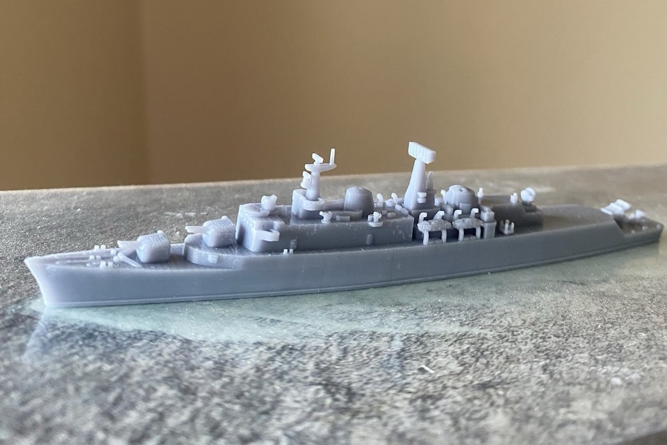 1:1200 3D Printed County Class Destroyer Model Twin Mounted 4.5” Guns ...