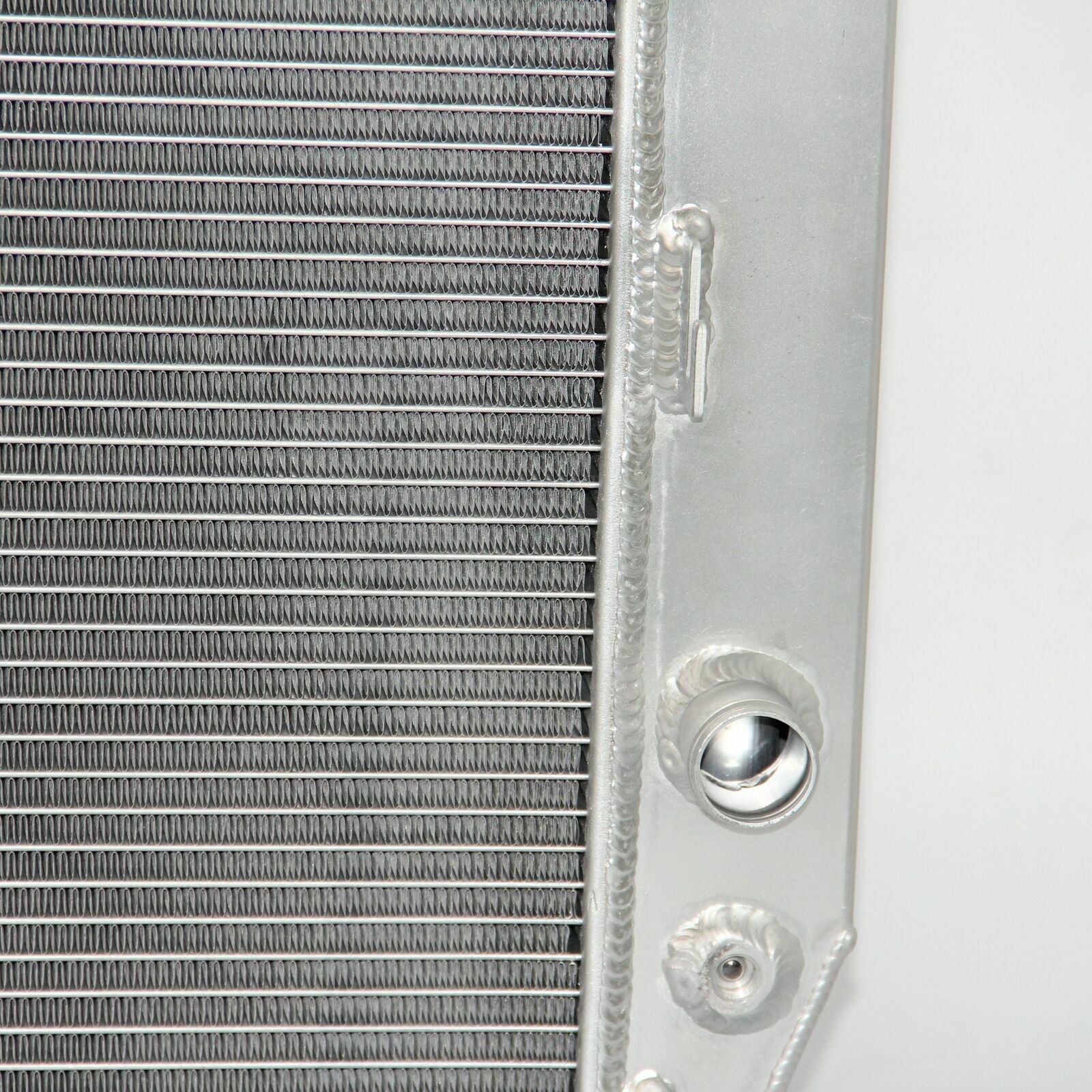 CU1885 Aluminum Radiator For 97-04 Chevrolet Chevrolet Corvette 5.7L ...