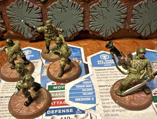 Heroscape Figures Sgt. Drake Alexander and Airborne Elite Squad Cards ...