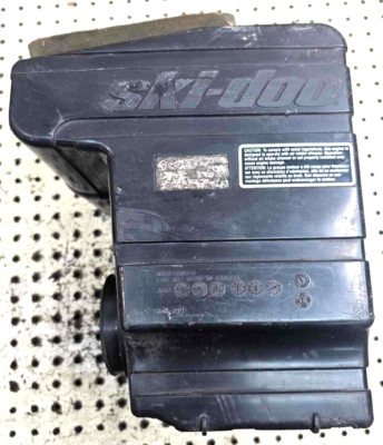 Ski Doo OEM 1999 Summit 600 Air Box Assembly with boots 508000002 ...