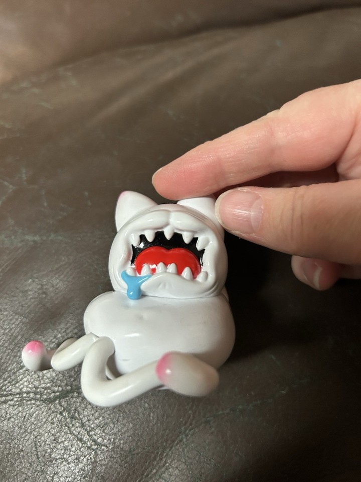 Grape Brain X Eye Box Toy Hells Cat Onigiri Blind Box | eBay Australia