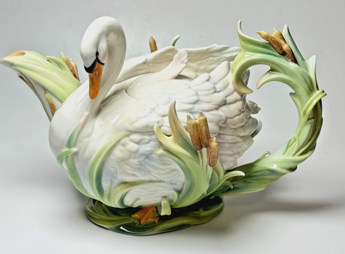 Franz Sculpted Porcelain Kathy Ireland Southern Splendor Swan Teapot ...