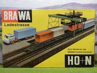 Brawa 1170 H0 Ladestraße zum verfahren der Brawa Containerkranen (OH ...