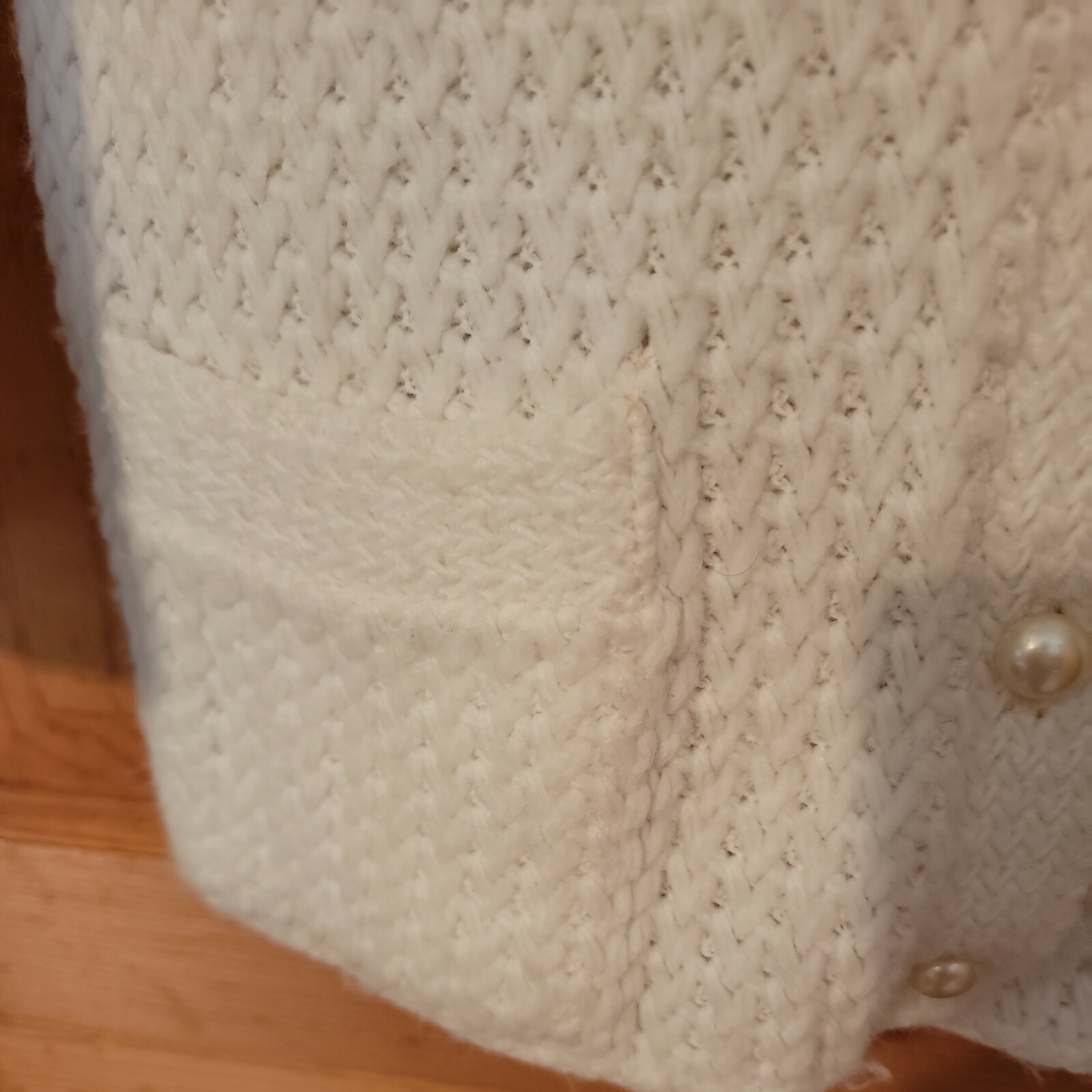 Vintage White Ladies Sweater Dotty Mann of Cleveland 100% Virgin Orlon ...